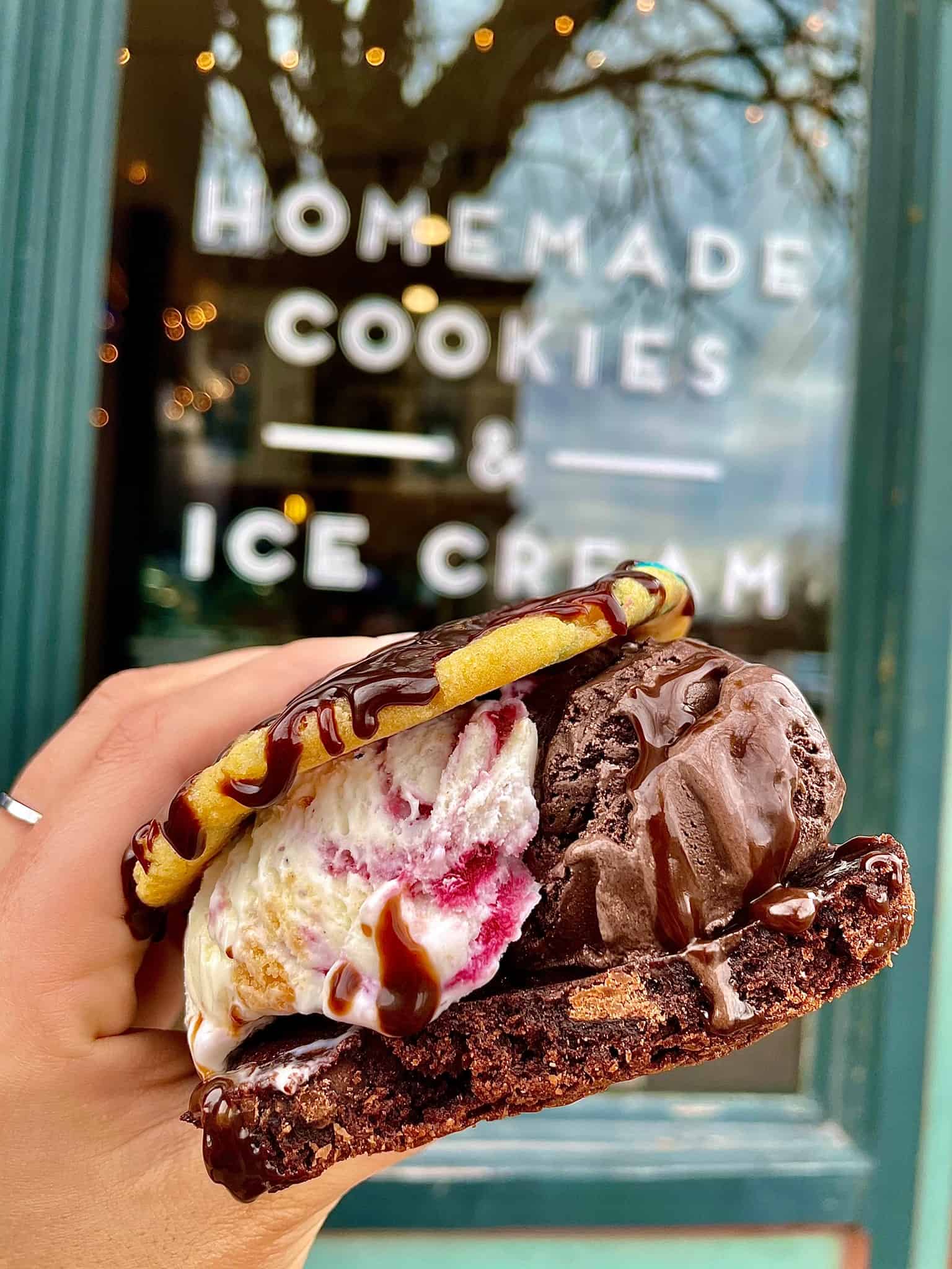 The Baked Bear - Broadway At The Beach