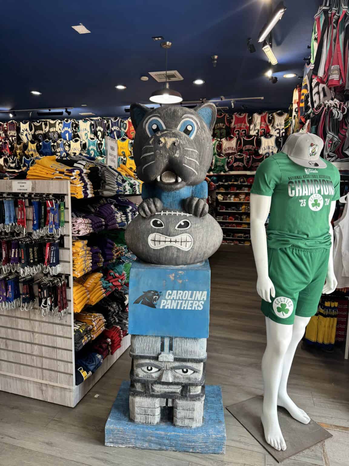 Sports Fanatics - Broadway At The Beach
